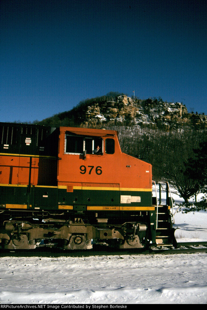 BNSF 976